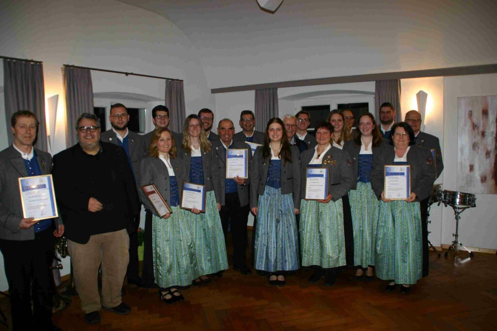 Gerolf Maucher, Karlfried Maucher und Otto Rebmann besonders geehrt ...