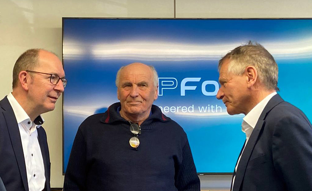 XPFoam in Friesenhofen startet mit 14 Leuten - dieBildschirmzeitung